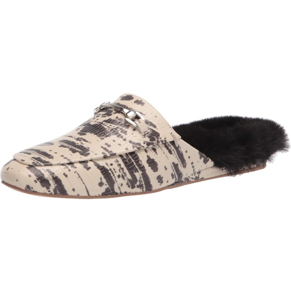 ZAC Zac Posen | Shoes | Zac Zac Posen Savanna Cream Black Slip On ...